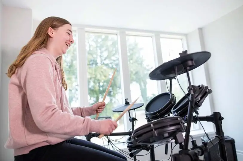 A Beginner's Guide to Play Electronic Drums | Sharpens